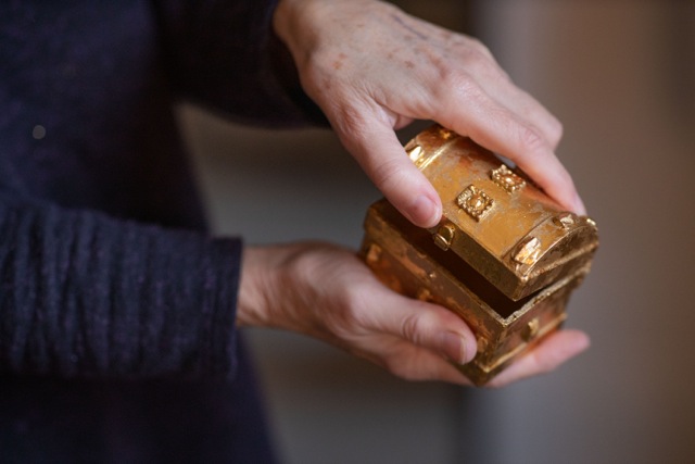 Stay and Chat: Bring a Thing | Redeye